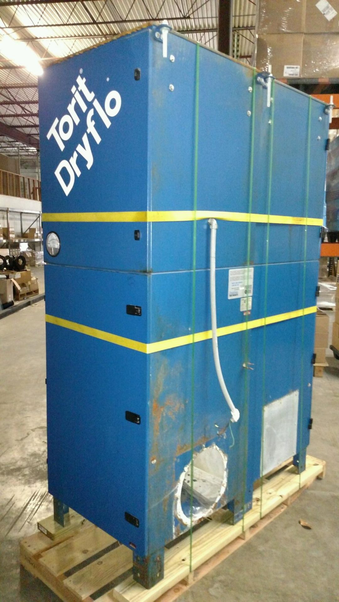 SOLD! Donaldson Torit Dryflo DMC-D1 (2,000 CFM) Used Mist Collector